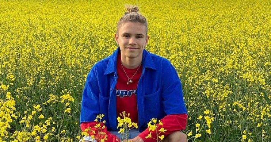 Meet Romeo Beckham Son Of David And Victoria Beckham